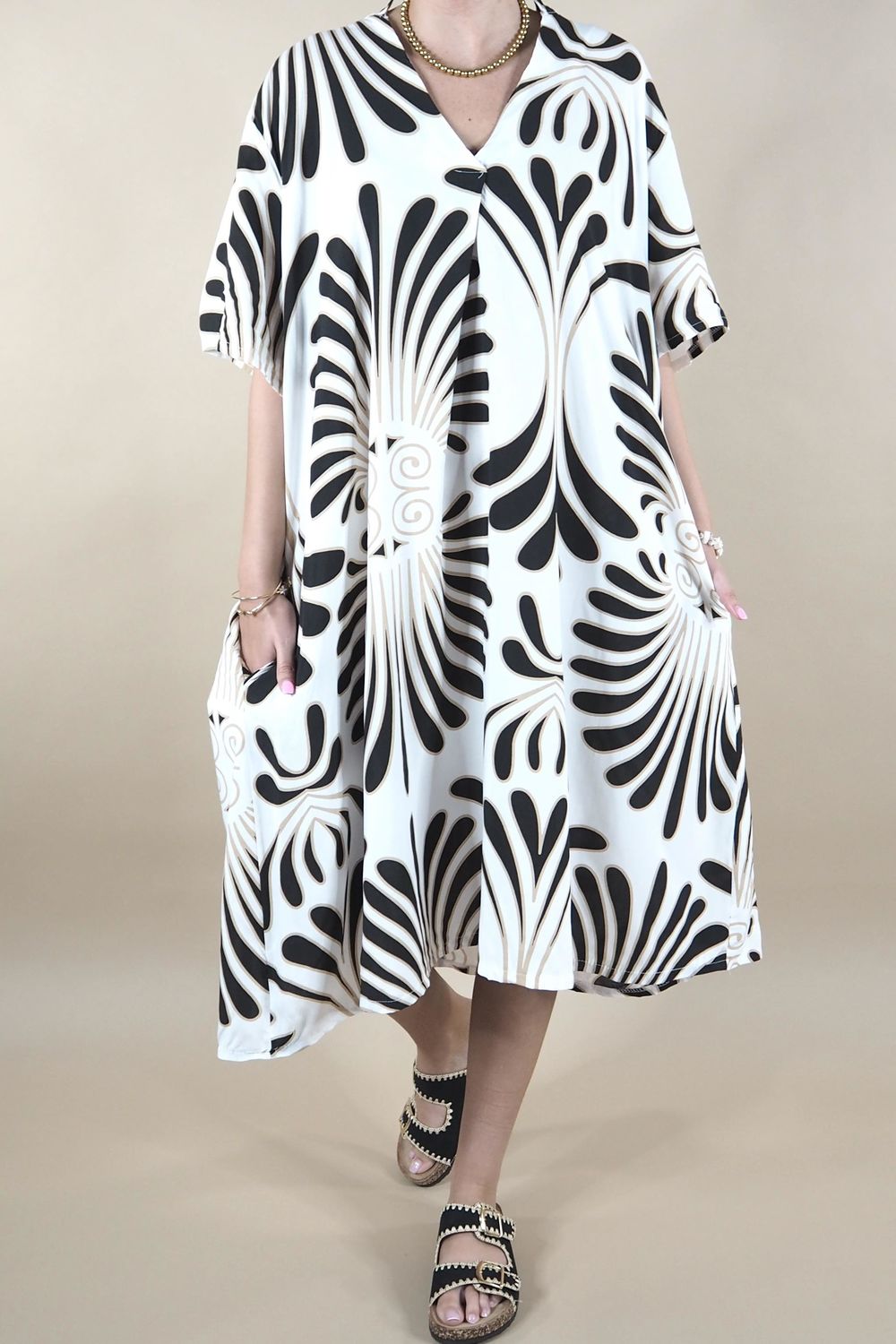 Made in Italy Nero Deco Pocketed Trapeze Dress Black