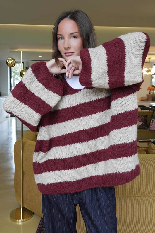 Big Softie Block Stripe Cobain Knit Burgundy | Laundry B