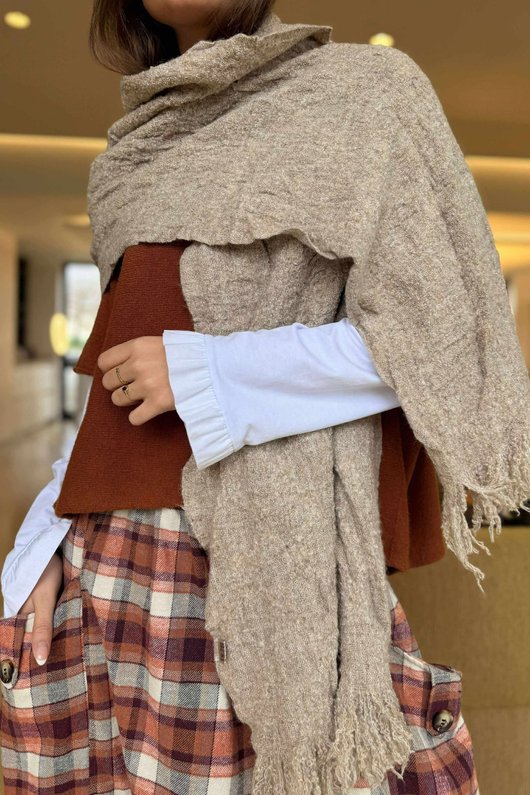 Bute Textured Weave Stretch Scarf Oat