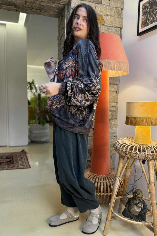 Lomi Mandala Stretch Velour Sweatshirt Charcoal | Laundry B