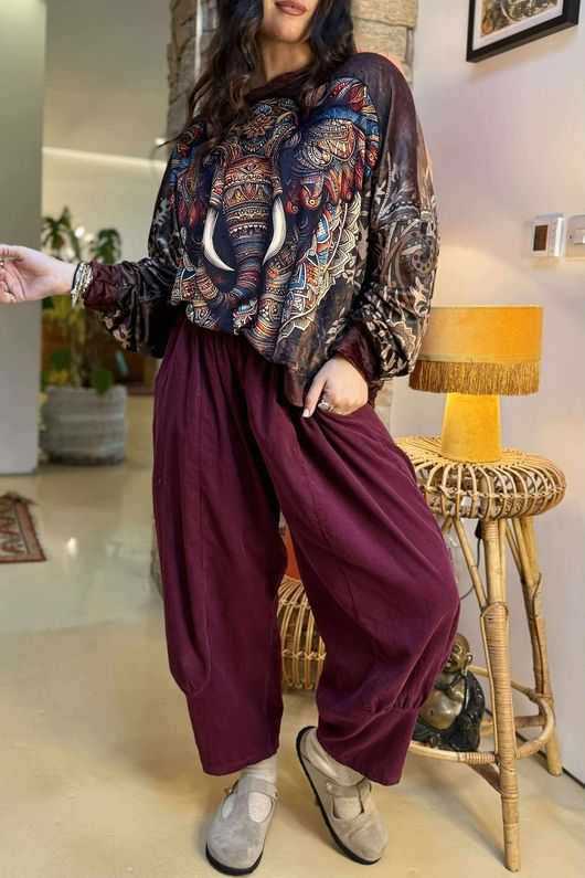 Lomi Mandala Stretch Velour Sweatshirt Chocolate | Laundry B