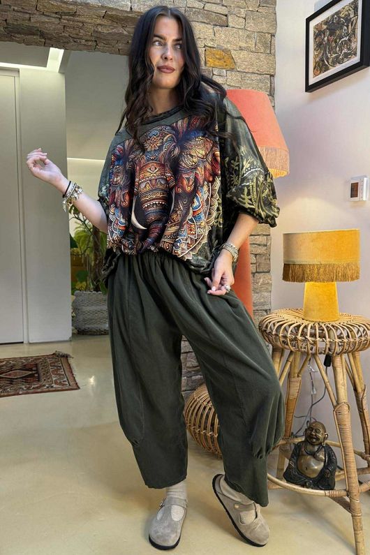 Lomi Mandala Stretch Velour Sweatshirt Olive | Laundry B