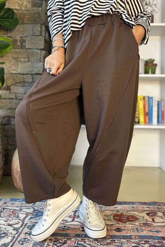 Scamp Raw Seam Barrel Pant Chocolate /11