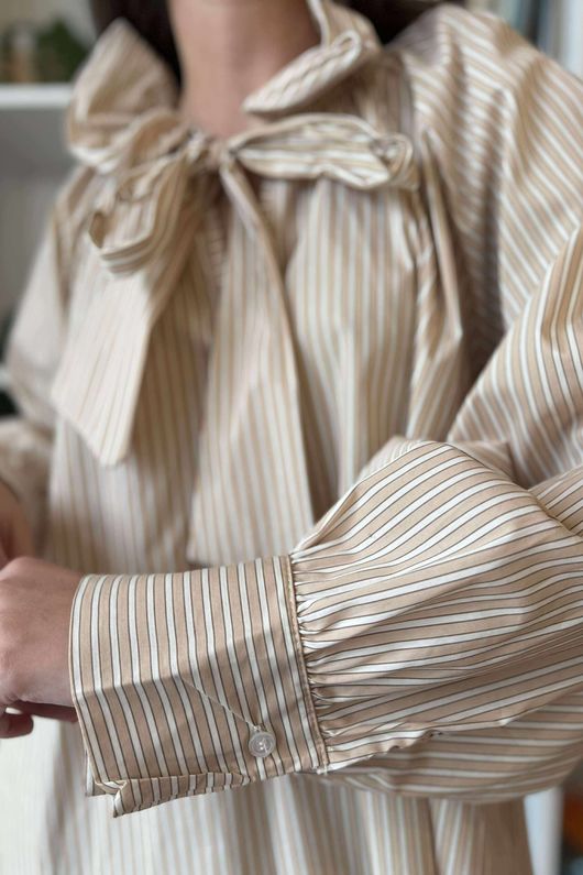 Zeta Otto Pinstripe Pussy Bow Blouse Latte